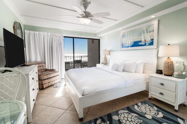 Ocean Breeze Oceanfront Tower King Room 2nd Fl - Litchfield Beach, SC