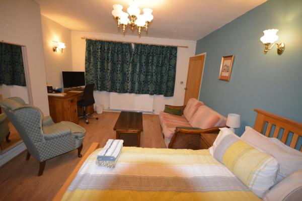 Double Bedroom With View To The Garden - Oxford