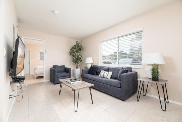 The Retreat 1 - Wilton Manors - Plantation, FL