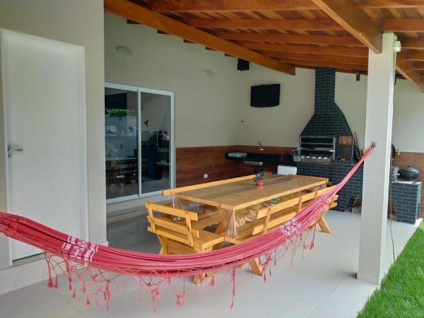 Casa Ampla Com Fácil Acesso As Praias E Shopping - Caraguatatuba