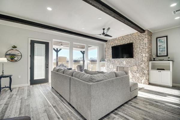 Near Shangri-la Lake-view Monkey Island Home! - Oklahoma