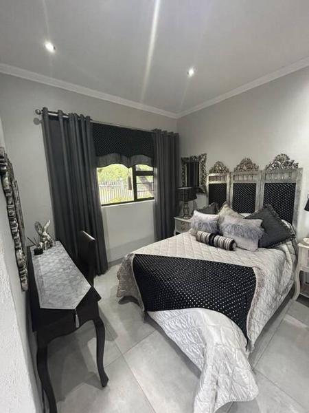 Rr Luxury Apartment - Welkom