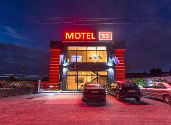 Motel S5 - Poland