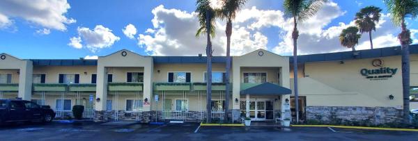 Quality Inn & Suites Anaheim At The Park - Stanton, CA