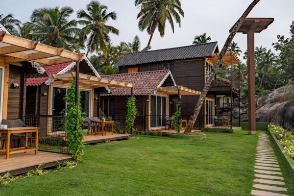 Cocos Beach Resort - Goa