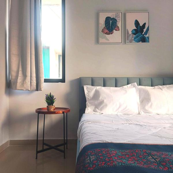 Viaan Penthouse 1 Bhk With Terrace - Gandhinagar