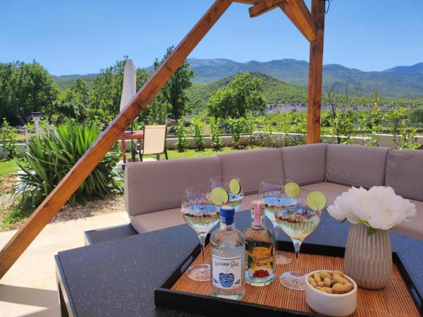 Holiday House Mila - Mimice