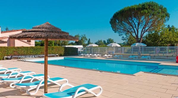Camping Le Clos De La Lère - Occitanie