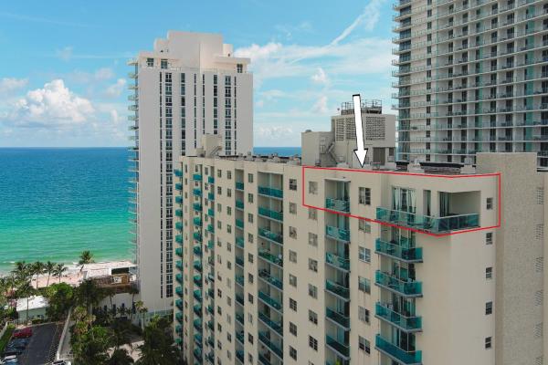 Oceanfront Luxury Penthouse On The Beach 3 Bedroom - Hallandale Beach, FL
