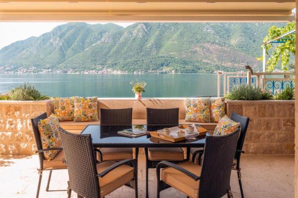 Luxury Pool Villa Feliz - Kotor