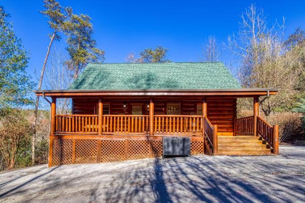 A Bear Creek Crib #1905 - Pigeon Forge, TN