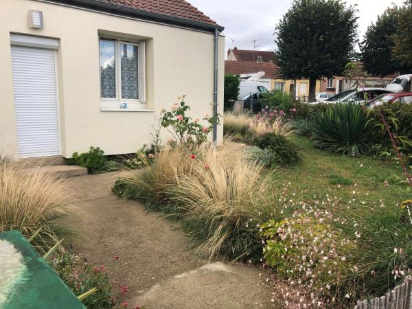 Maisonnette En Ville - Montargis