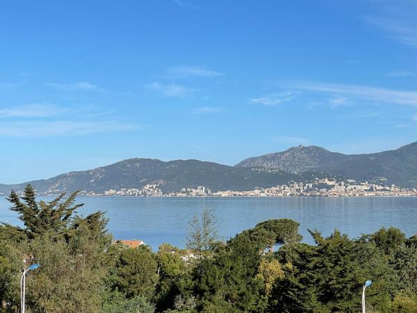 Duplex Vue Mer Exceptionnelle - Porticcio