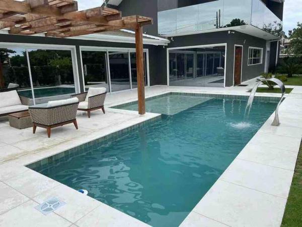 Linda Casa Em Mariscal - Bombinhas/sc - Porto Belo