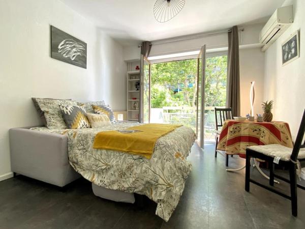 Studio Balcon, Centre Ville, Proximité Plages, Commerces, Restaurants, Musées... - Juan-les-Pins