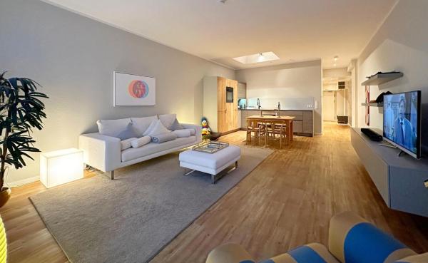Moderne Ferienwohnung An Der Promenade Von Westerland - Sylt