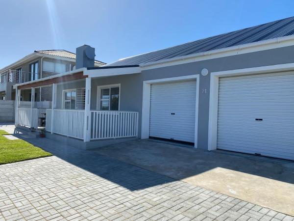 Pokey Starfish Holiday Home - Franskraal