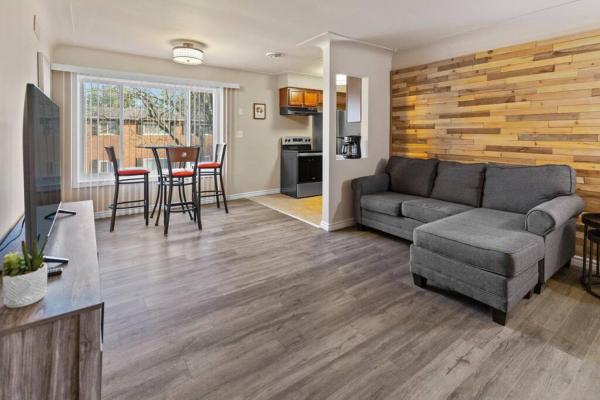 Modern Cozy 2b Apt In Shelby Twp - Rochester Hills, MI