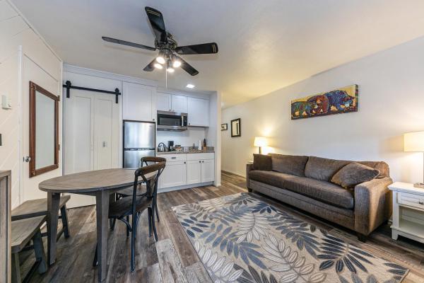 Delightful Studio W/kitchenette #111 At Donner Lake Village - Truckee, CA