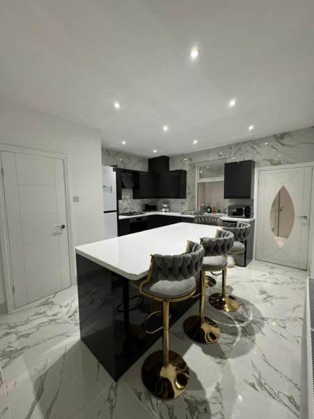 Luxury Travis House - Burnley