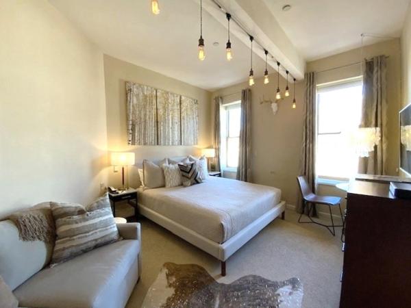 Independence Square 304, Stylish Hotel Room With Downtown Views & Great Location - Aspen, CO
