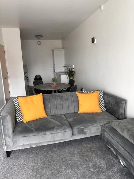 Recently Refurbished Apt Central Mk Free Parking - Milton Keynes