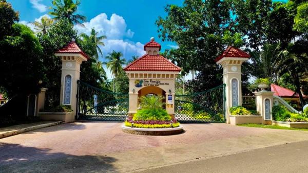 San Remigio Beach Club - San Remigio