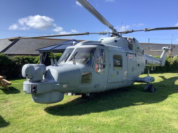 Haelarcher Helicopter Glamping - Lizard