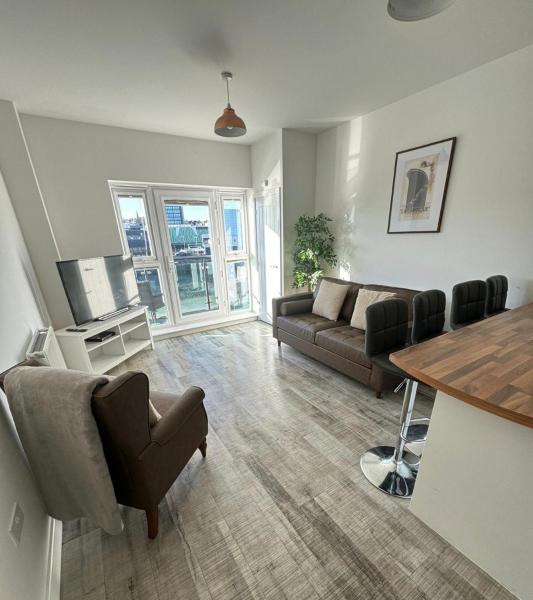 Raphael Heights - Newport