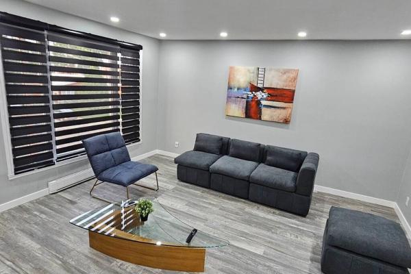 Spacious Bright Apt,parking And Self Check-in - Longueuil