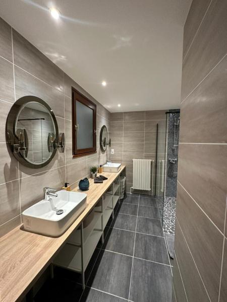 Maison Confort Stationnement Privatif 6 Pers - Grenoble