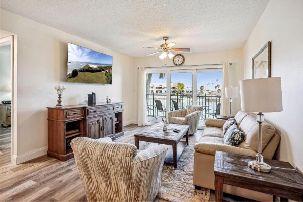Land's End 3-205 Bay Front - Premier - St. Pete Beach, FL