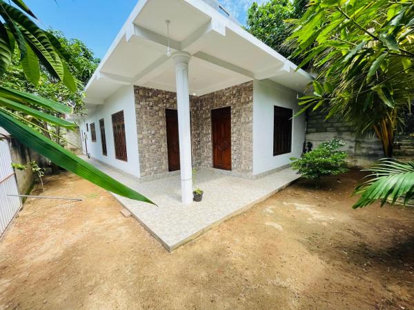 Manorama Palace - Mirissa