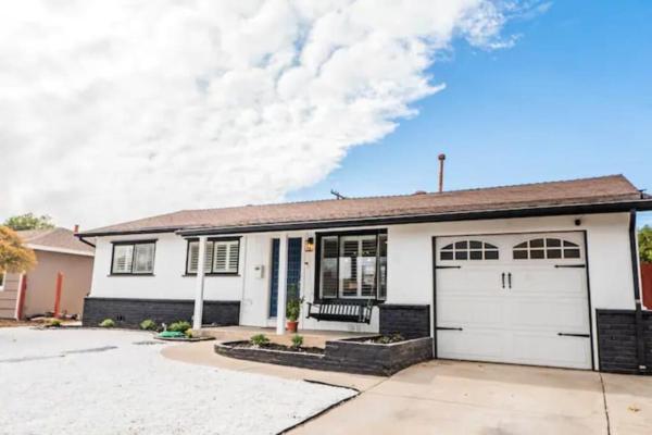 Arden Family Home Bbq Big Kitchen Backyard Pet W/d - Sacramento, CA