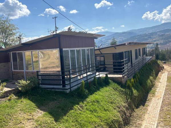 Chalet ÍNtimo-delpilar Con Zona De Jacuzzi ! - Tota