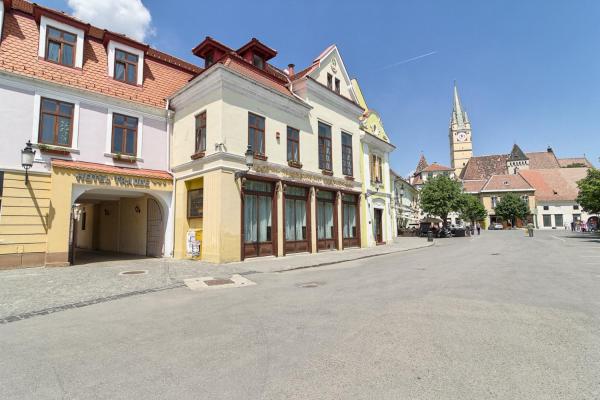 特勞伯酒店 - 錫比烏