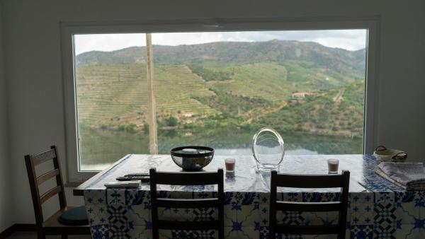 Douro River View Family Retreat 3bd Apartment - São João da Pesqueira