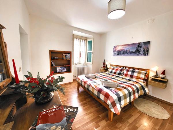 Cretallaz - Rustic House In Strategic Location With Castle View, Free Parking And Wifi - Aoste