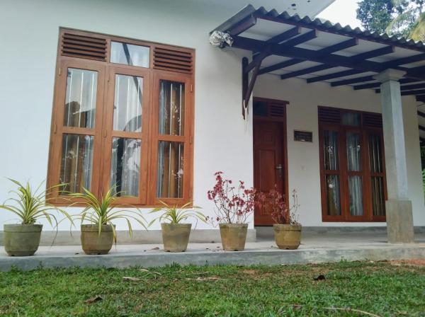 Amal Villa - Hikkaduwa