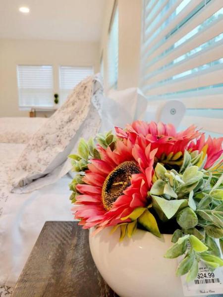 The Retreat - 11 Beds, Huge Backyard - Royal Palm Beach, FL