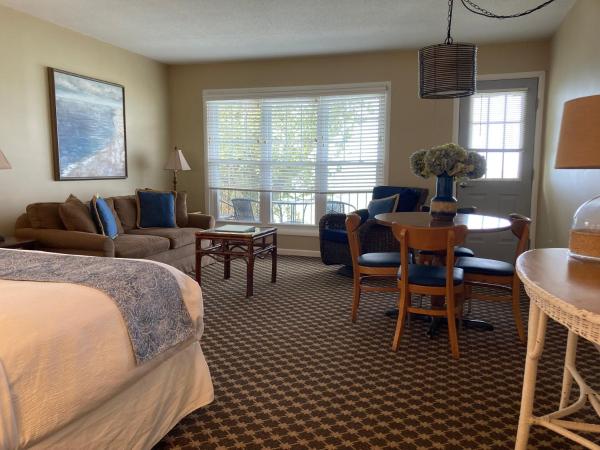 Michillinda Lodge Resort - Michigan