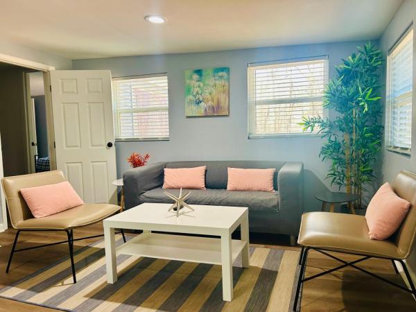 Serene & Cozy Stay Near Lake Norman - Denver, NC