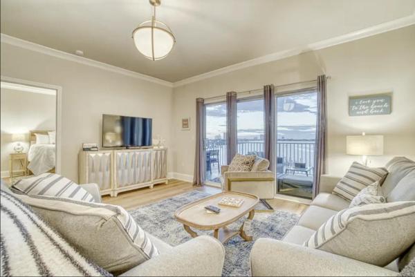 South Harbour Unit 3d - Pensacola Beach, FL