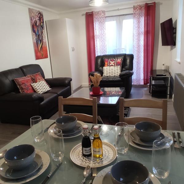 Charming And Stylish 2-bed Apart - London Dagenham - Brentwood