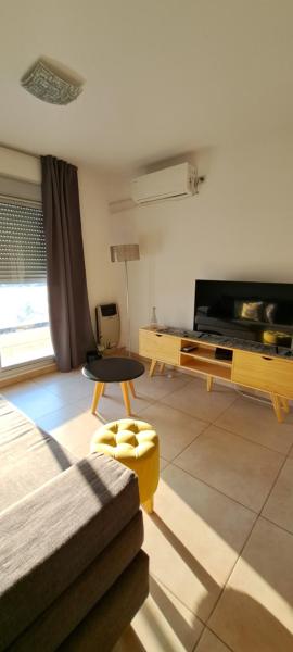 Espacio C Montevideo Con Estacionamiento - Córdoba