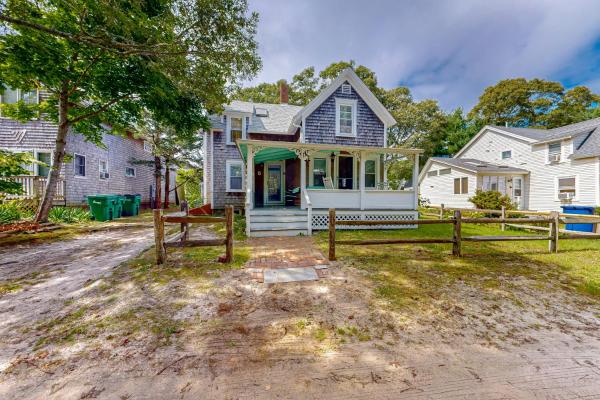Gingerbread Dream - Oak Bluffs, MA