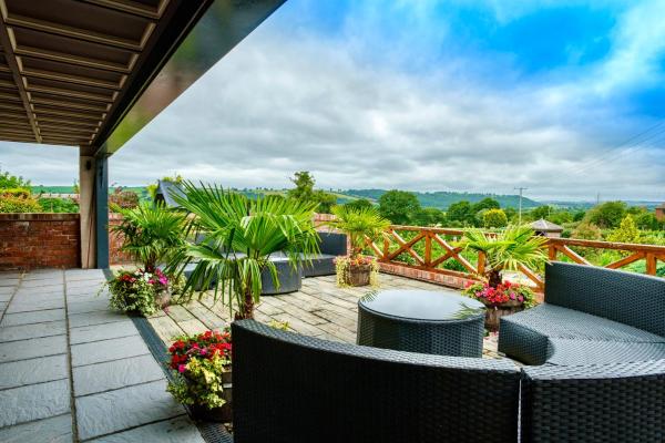 Ye Olde Punchbowl Country Inn & Gardens - Bridgnorth