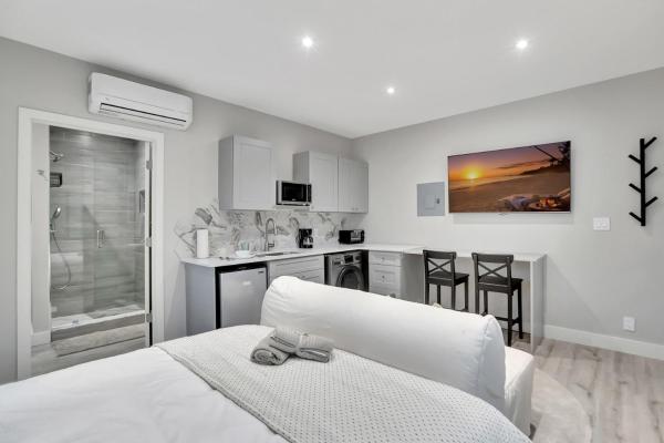 Studio Right Off Las Olas - Steps To Ftl Beach 2c - Fort Lauderdale