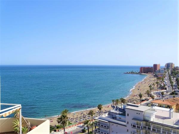 Benalmadena Front Line Sea View 1 Bedroom Large Apartment - Benalmádena