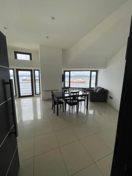 Entire Apartment In The Center, Top Floor With View Of The Beagle - Ushuaïa